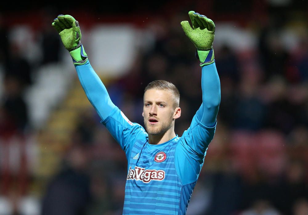Brentford goalkeeper Daniel Bentley joins Bristol City | FourFourTwo