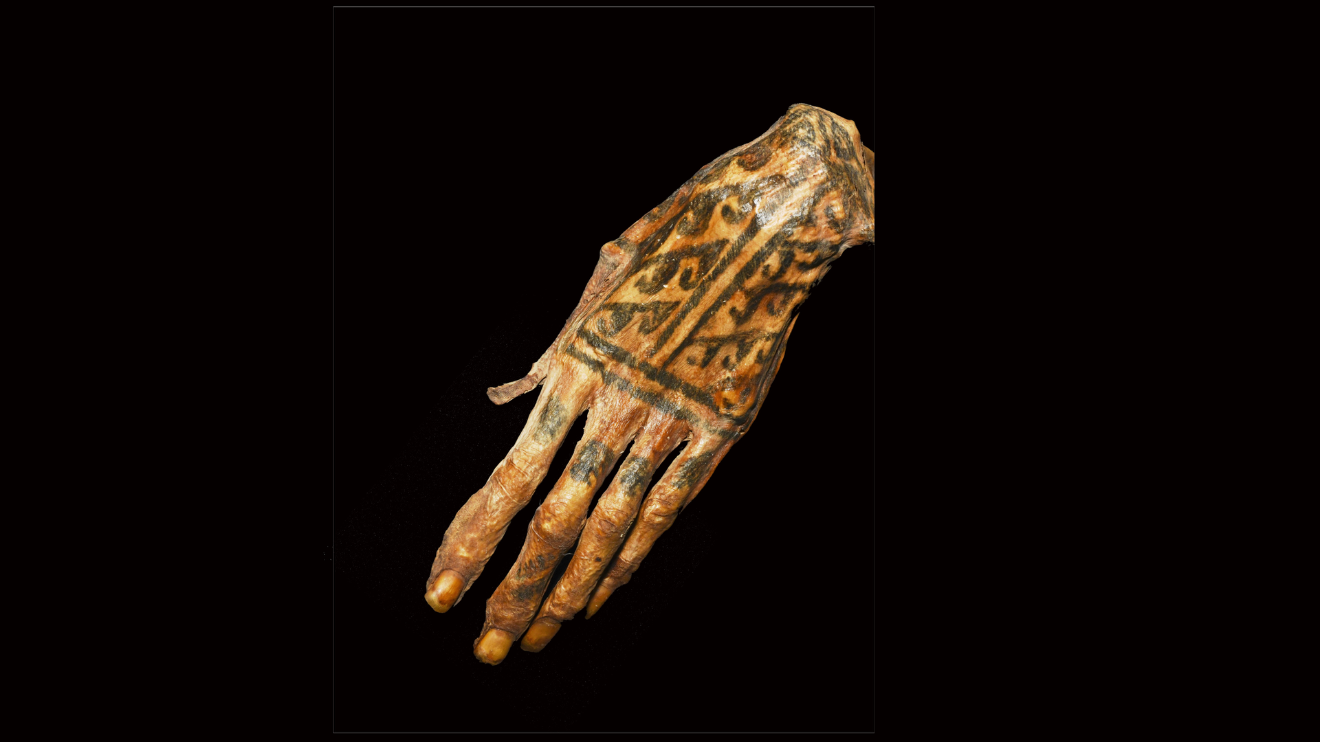 Lasers reveal hidden patterns in tattoos of 1,200-year-old Peru mummies ...