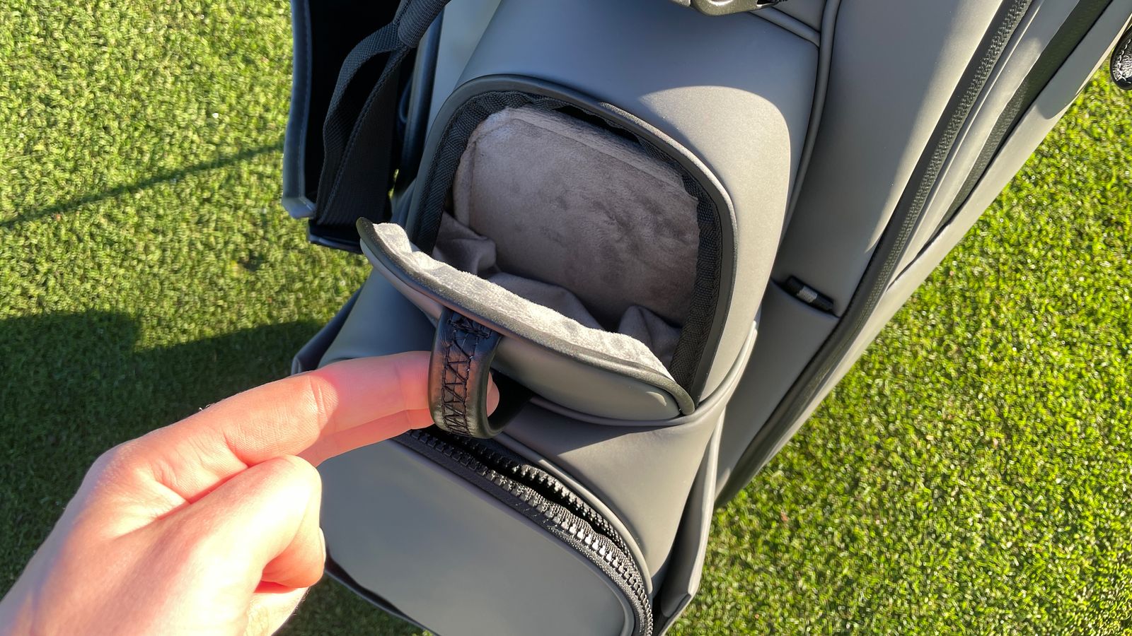 Vessel Player V Stand Bag Review | Golf Monthly