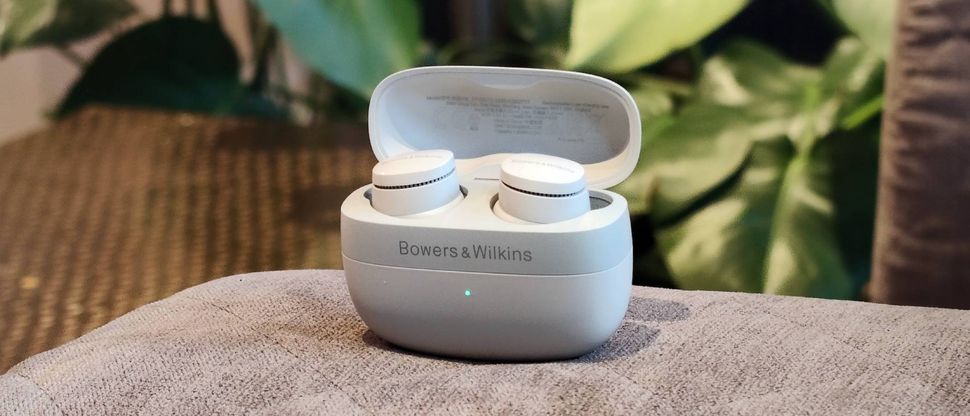 Bowers & Wilkins Pi6 review: great sounding earbuds with a classy build ...