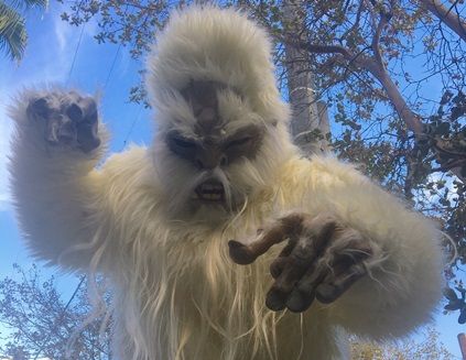 Yetis To Roam NYC Streets In 'Expedition Unknown’ Promo | Next TV ...