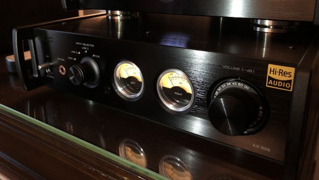 TEAC unveils Reference Series amplifiers and new turntables at CES 2019 ...