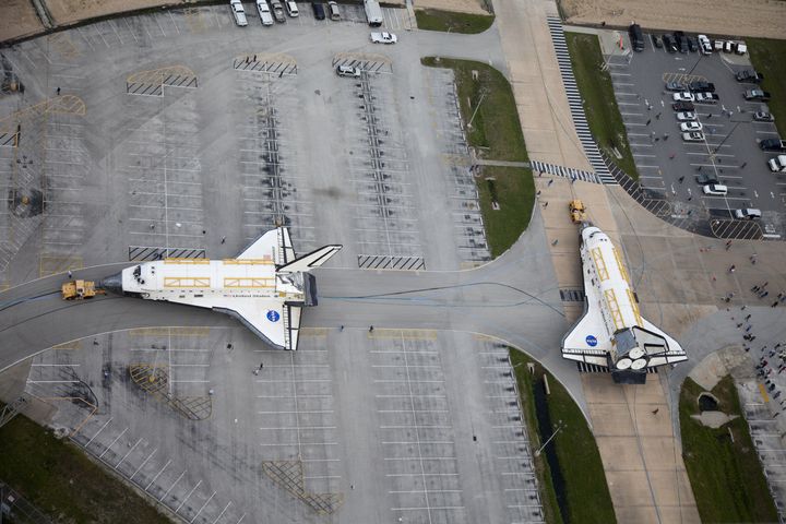 Historic Images: Two Shuttles Meet Nose to Nose | Space