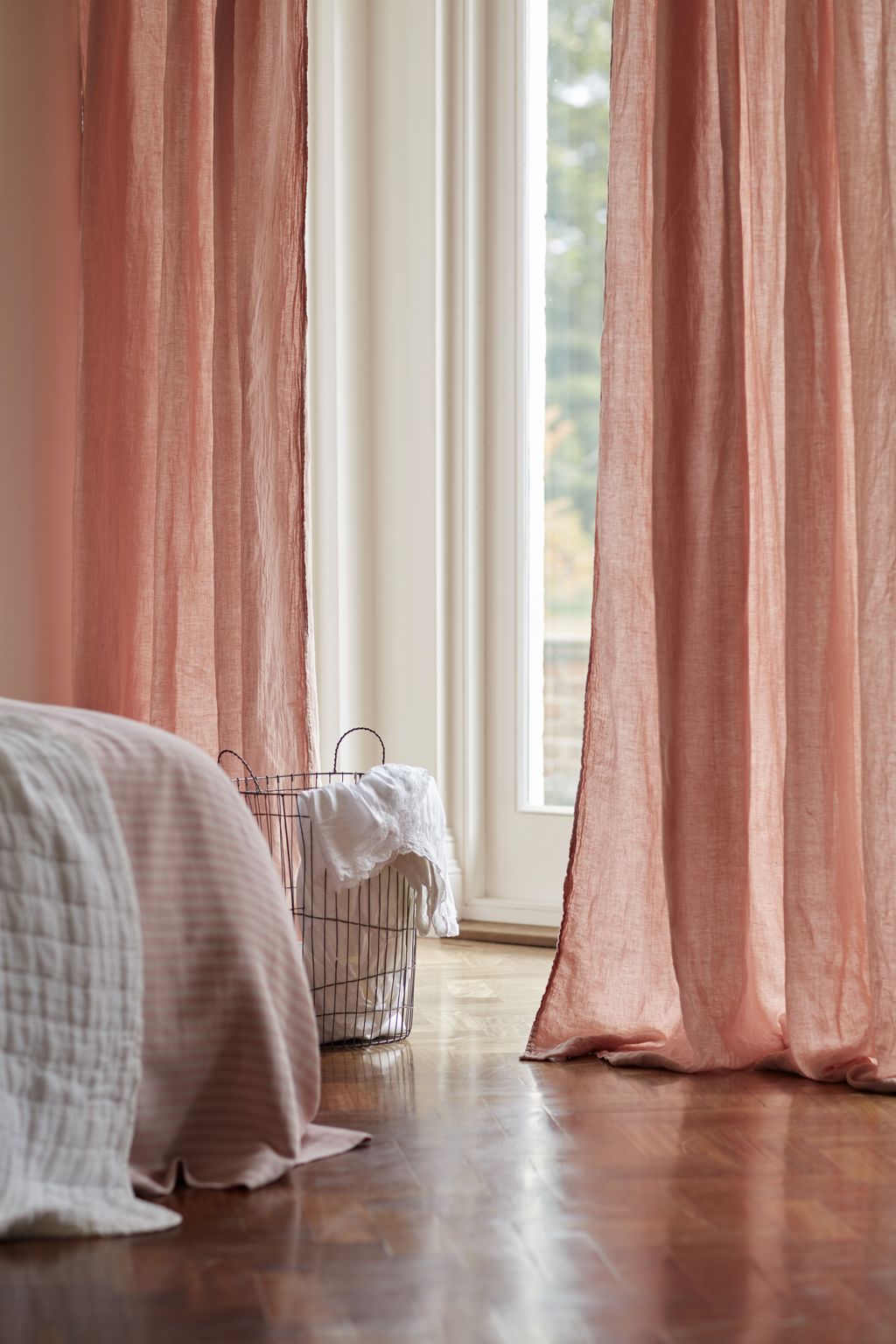 Farmhouse curtain ideas: 15 beautiful yet rustic treatments | Homes and ...
