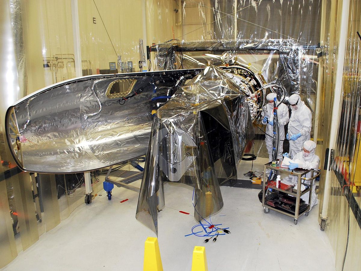 Photos: NASA's IRIS Sun Observatory Mission in Space: Page 4 | Space