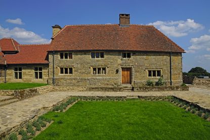 The best builders in Britain, from Country Life's secret address book ...