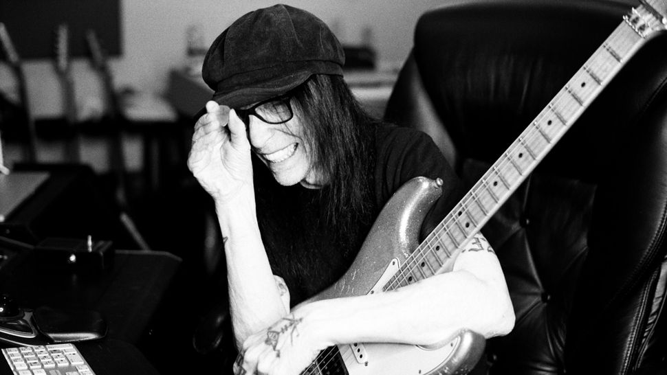 Mick Mars on life after Mötley Crüe and his debut solo album | Guitar World