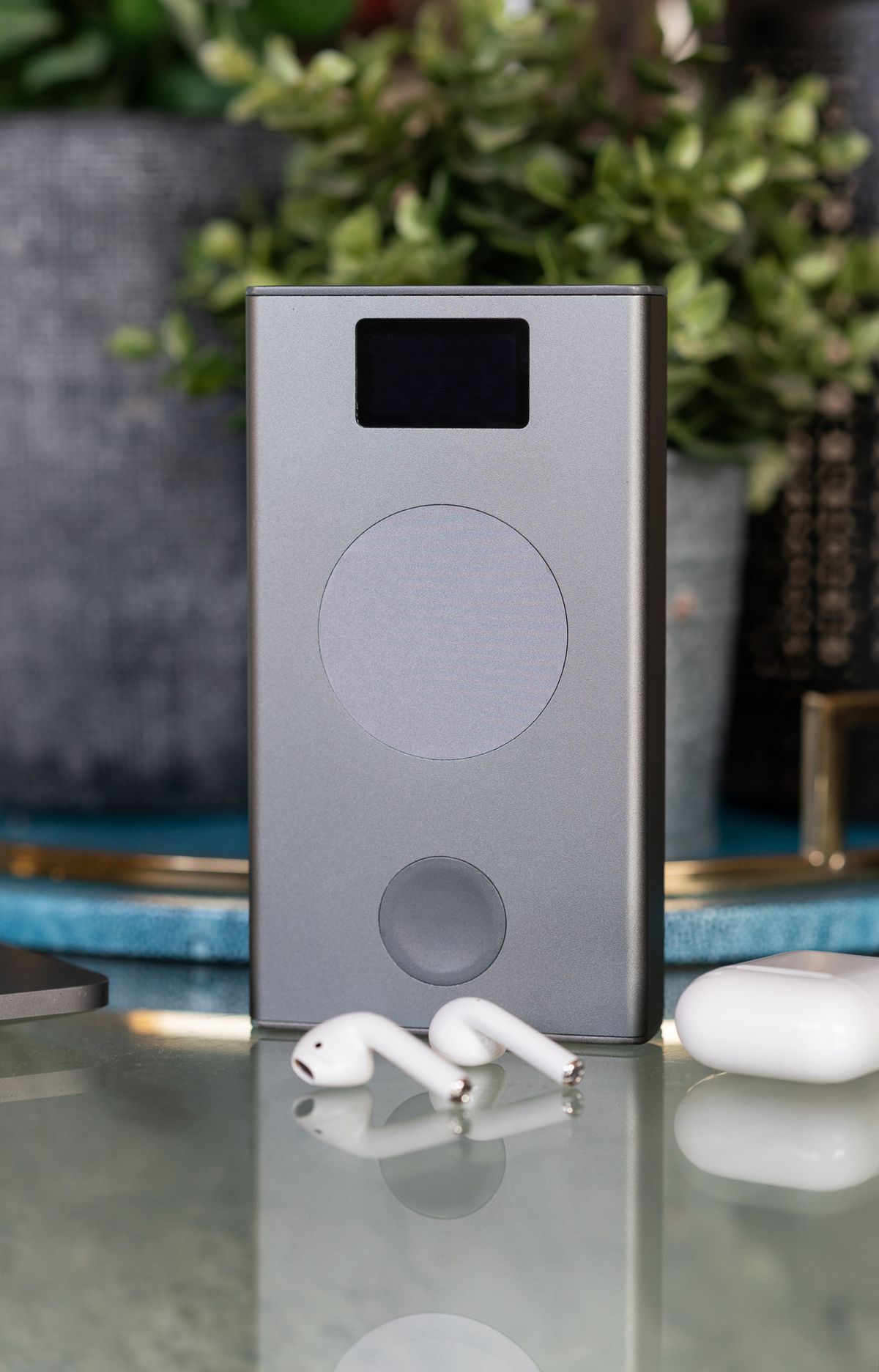 Chargeasap's new Flash Pro Plus is a monster battery pack for Apple ...