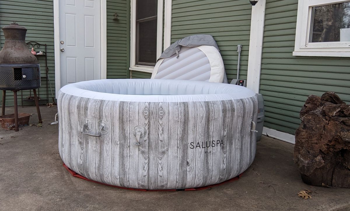 Bestway SaluSpa Fiji inflatable hot tub review | Top Ten Reviews