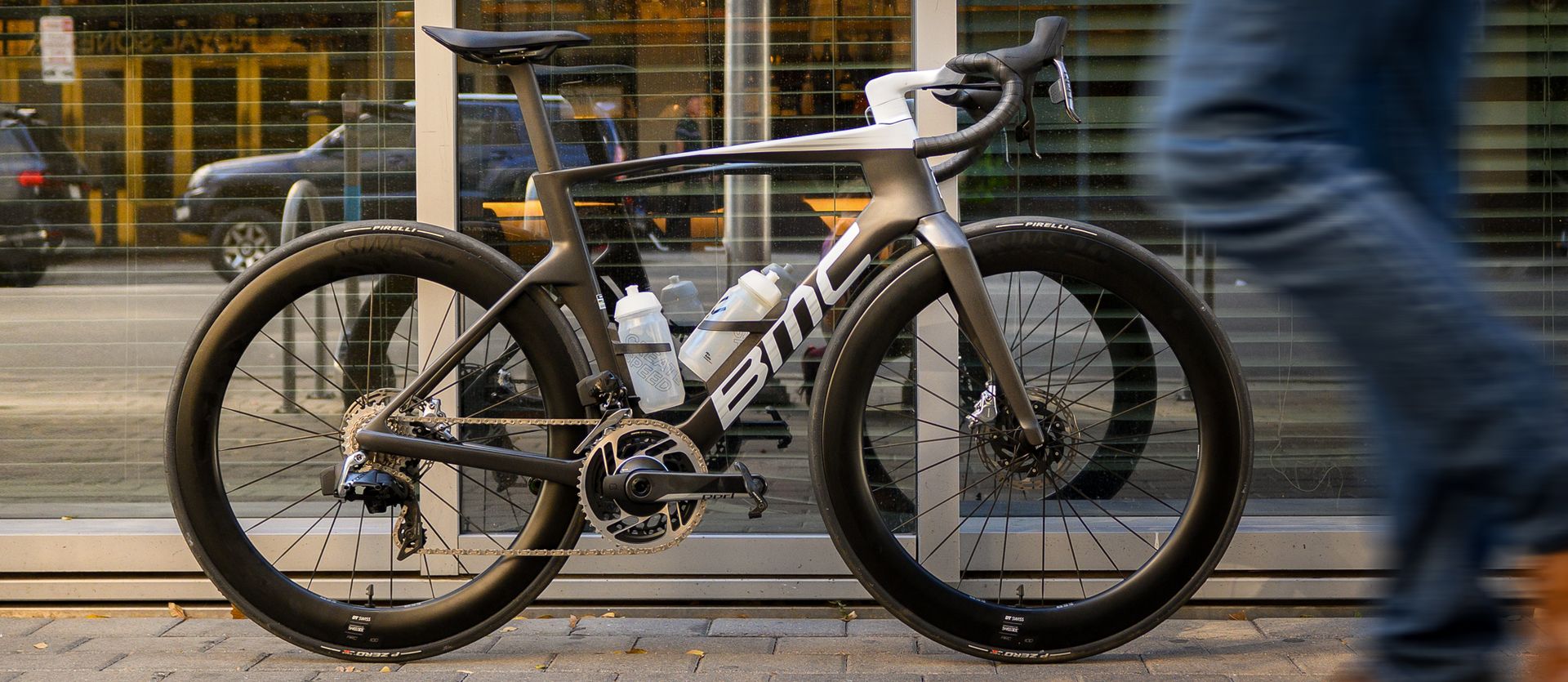 New BMC Teammachine R review: The superbike that leverages F1 know-how | Cyclingnews