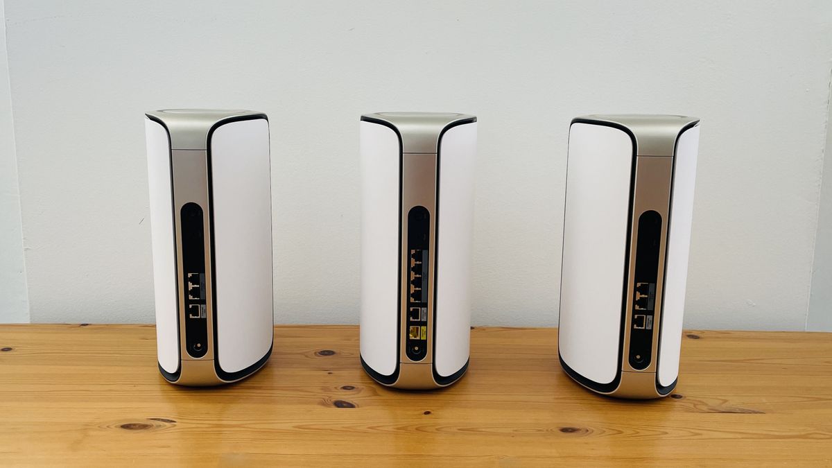 Netgear Orbi 970 review: a state-of-the-art Wi-Fi 7 mesh system for ...