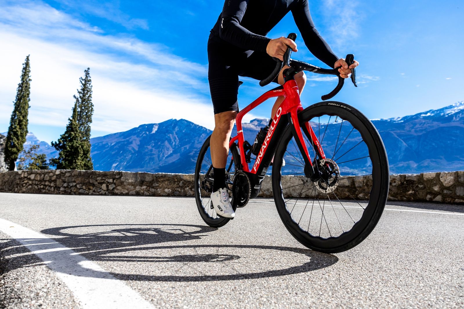 Pinarello's redesigned e-road bike is 'lightest in class' and looks ...