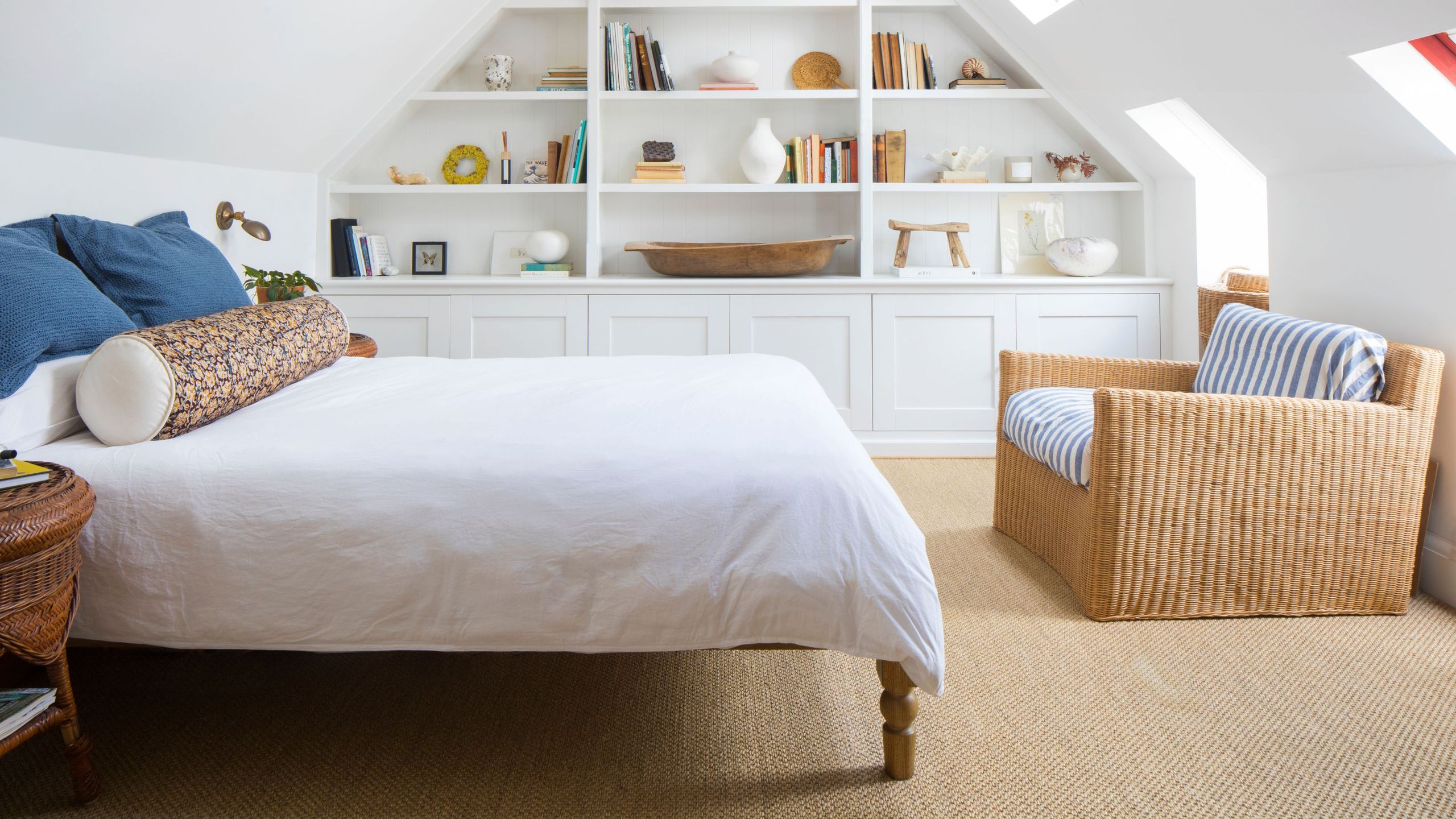 This is the direction to sleep in if you want 'deeper rest' | Ideal Home