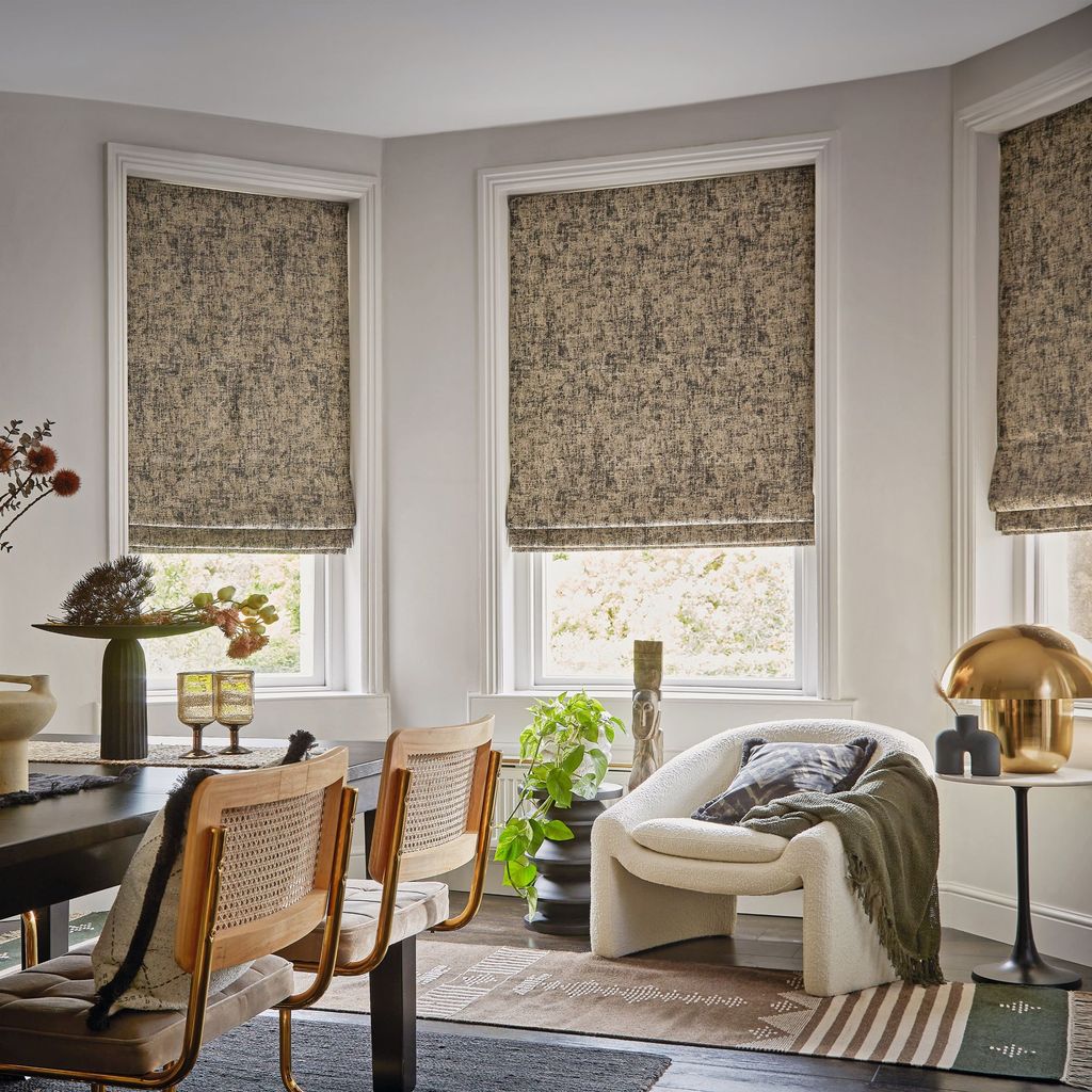 How to dress a window - how to plan the perfect window dressing | Ideal ...