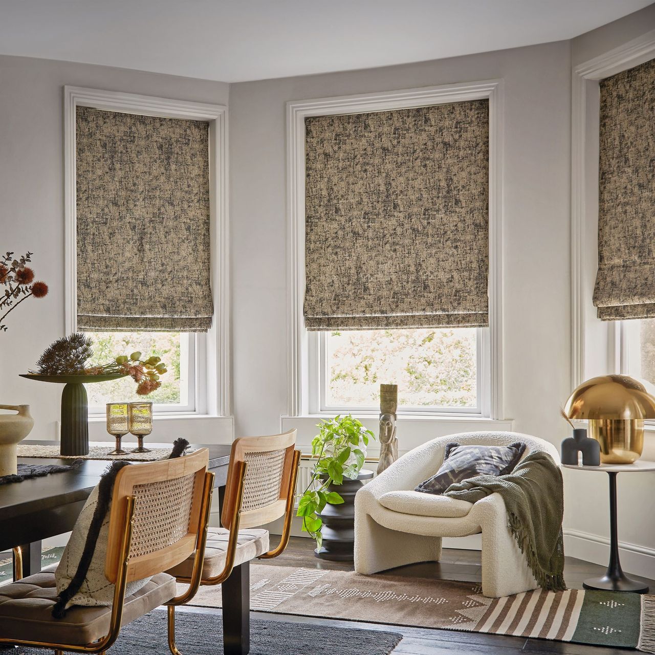 How to dress a window - how to plan the perfect window dressing | Ideal ...