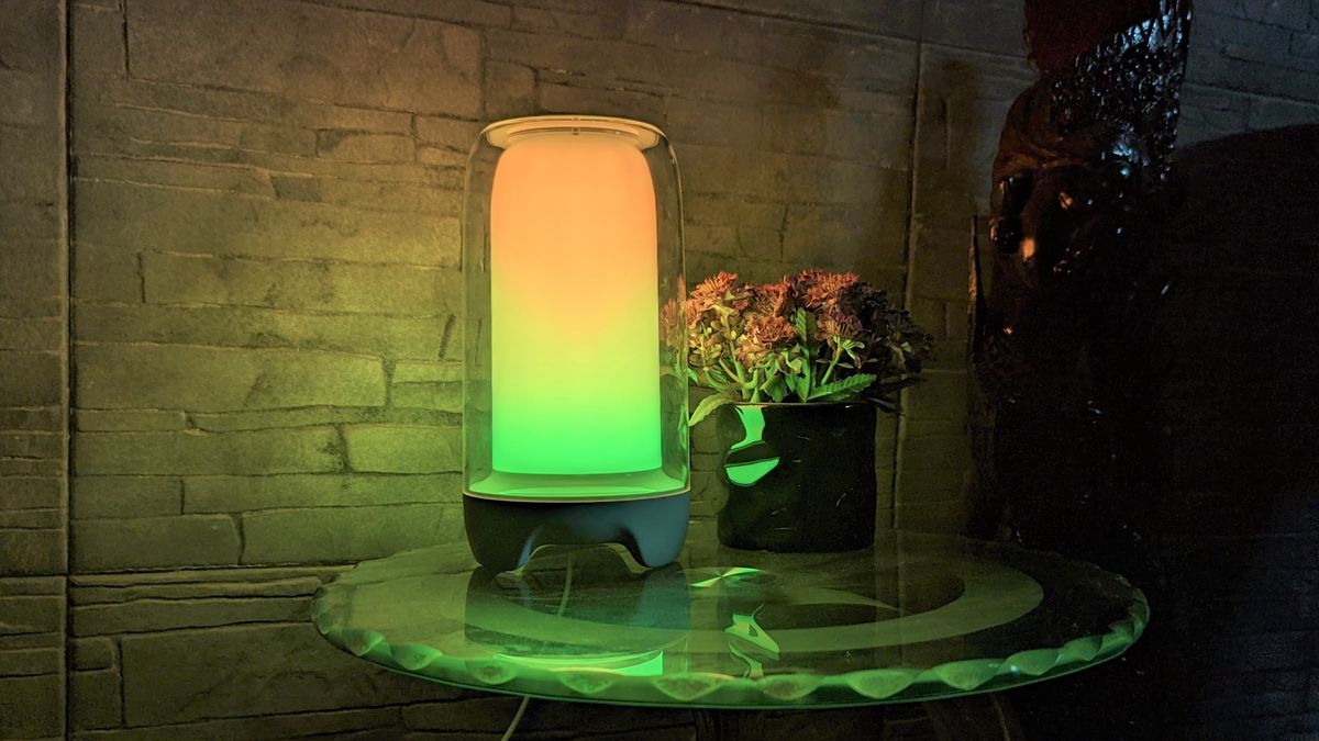 ECOLOR Aurora review: Get groovy with this fun smart table lamp ...