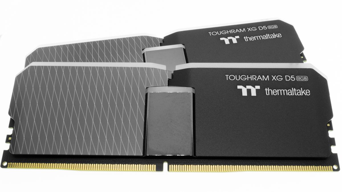 Thermaltake ToughRAM XG RGB DDR5-5600 C36 Review: Overpriced M-Die ...
