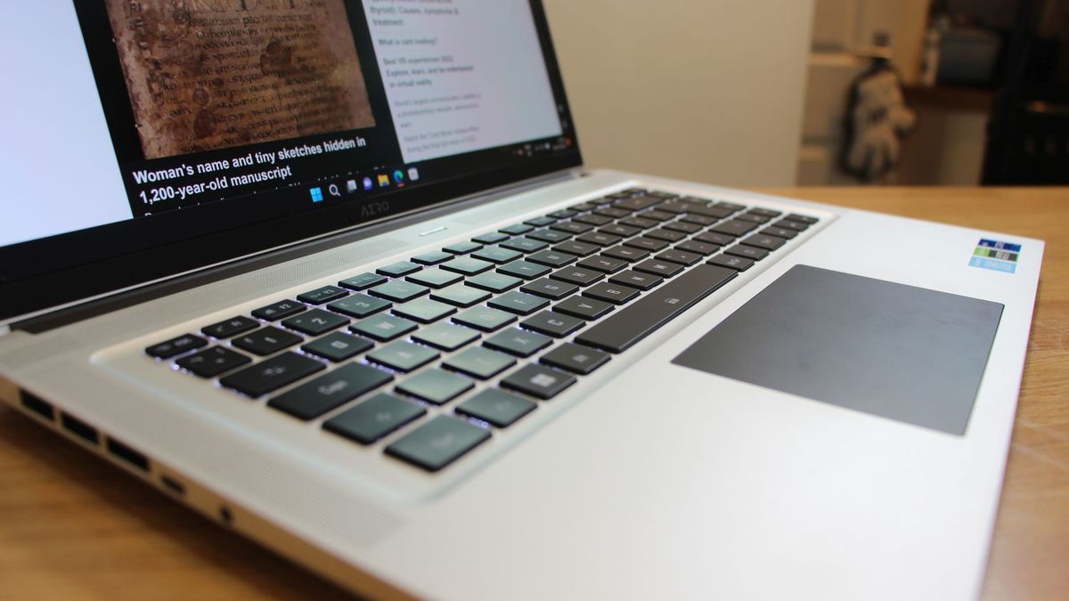 Gigabyte Aero 16 review: A gaming, coding, & editing workstation | Live ...