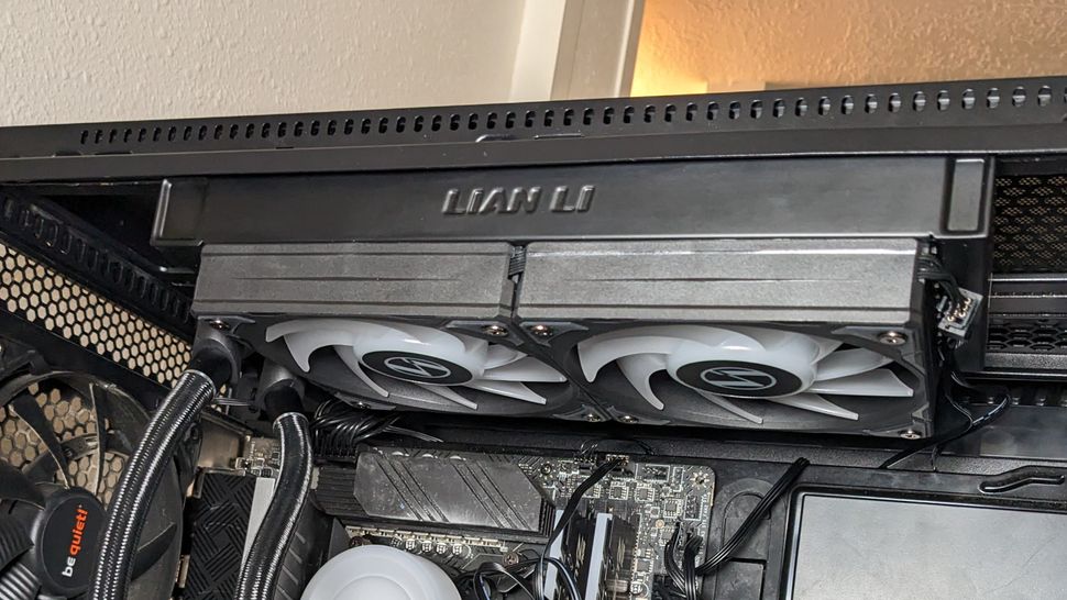 Lian Li Galahad II Trinity Performance 240 AIO Review: Raising the Bar ...