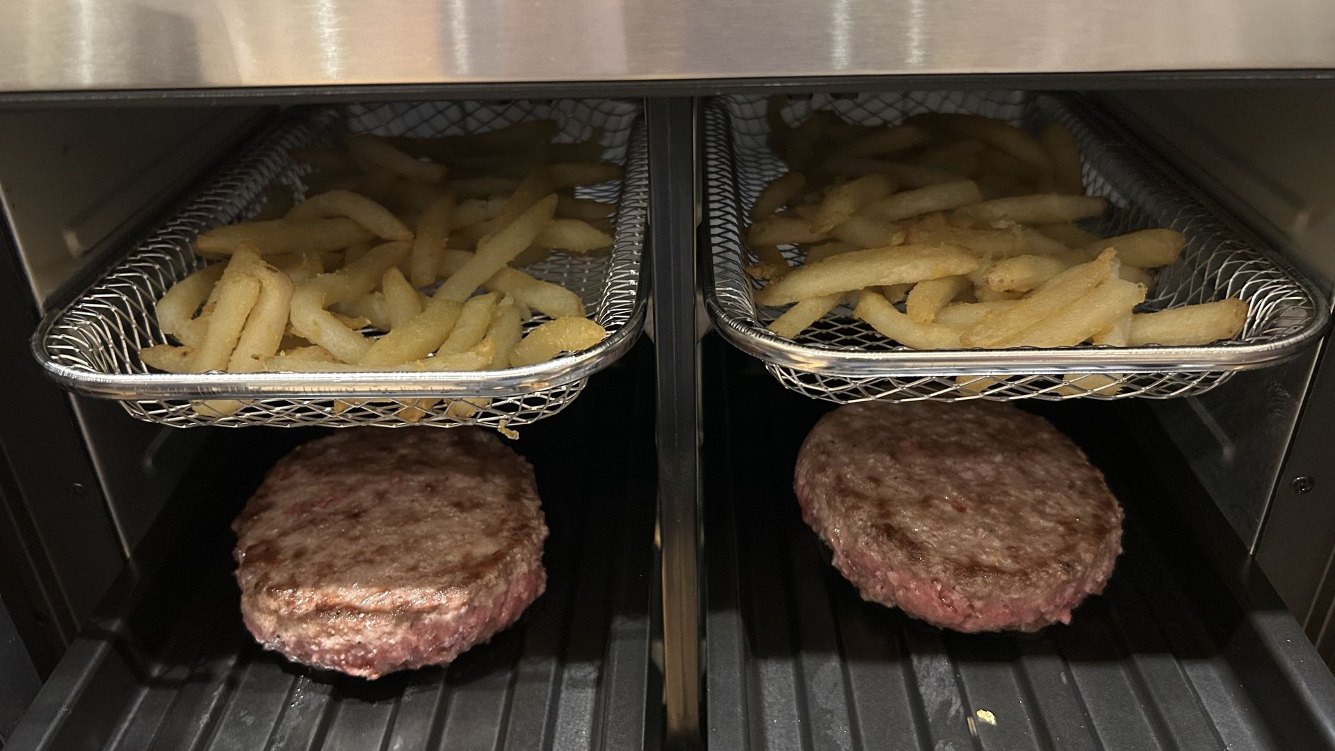 Salter XL Dual View Air Fryer Oven review: big on everything except the ...