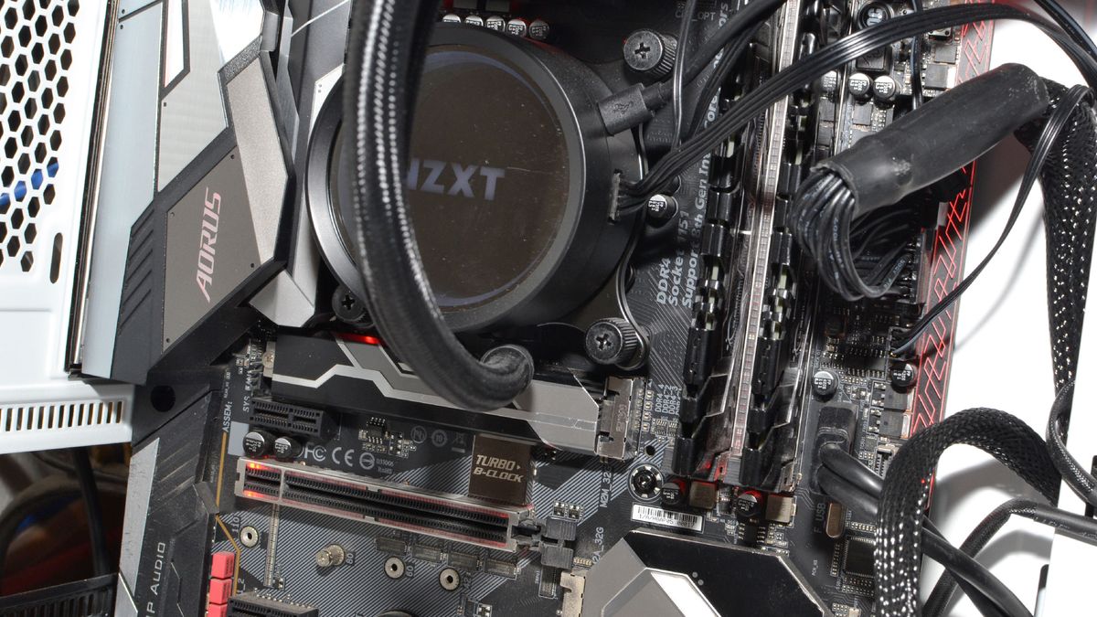 AMD vs Intel Integrated Graphics: Can't We Go Any Faster? | Tom's Hardware