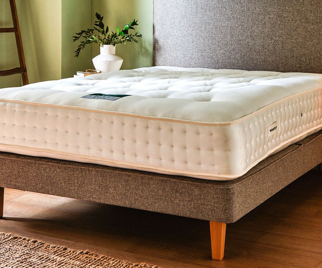 What is an orthopedic mattress? Your expert guide