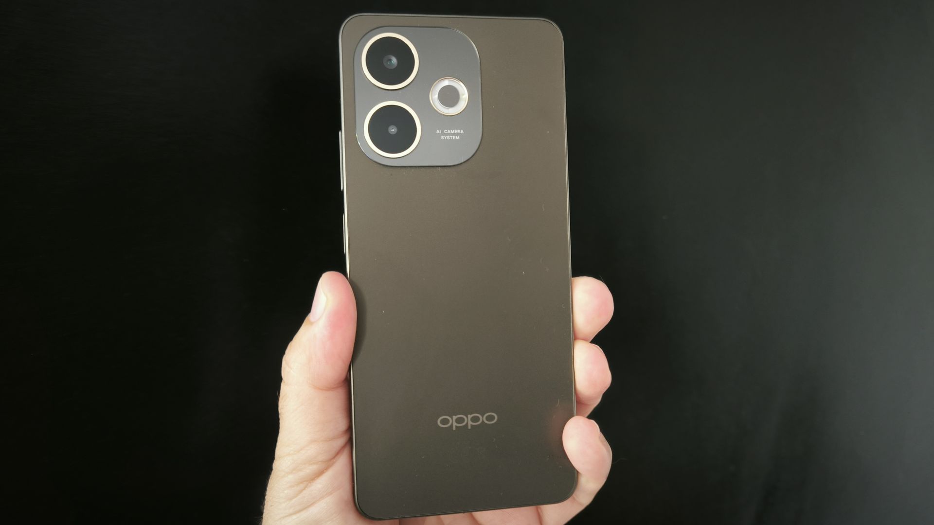 Recensione Oppo A5 Pro 5G | TechRadar