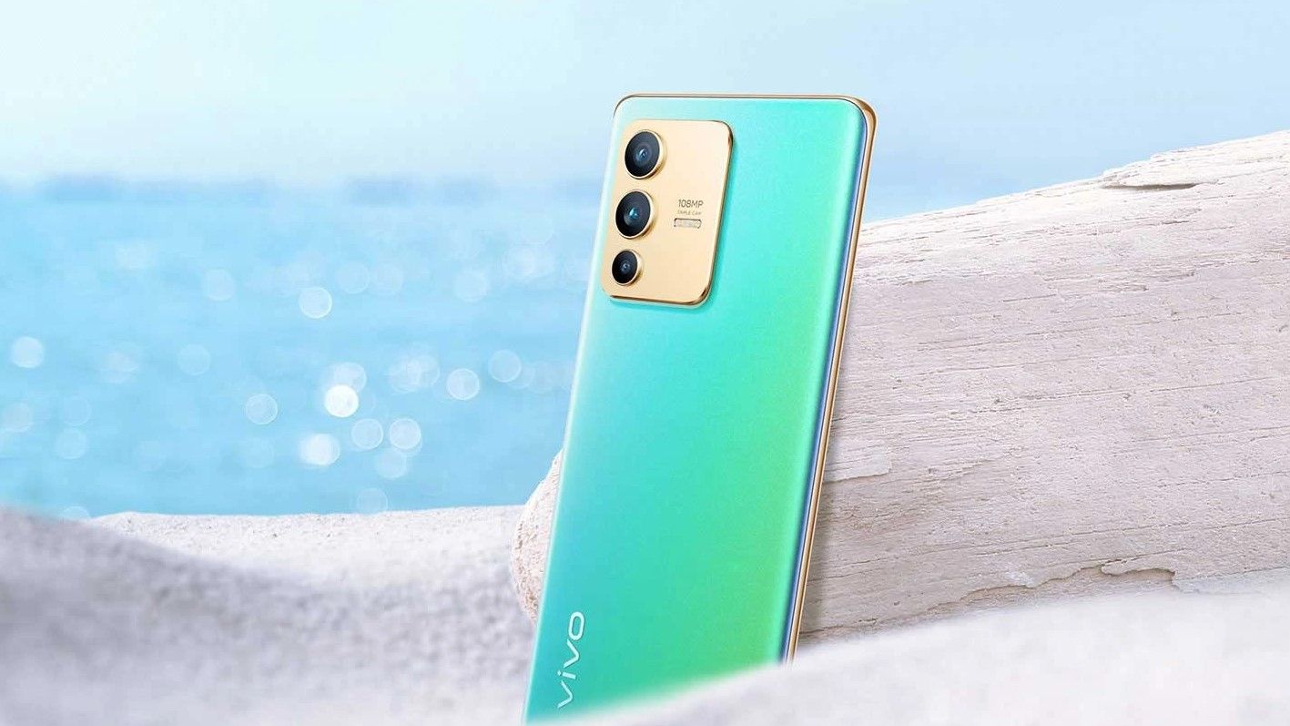 This new Android phone can actually change colors — here's how | Tom's ...