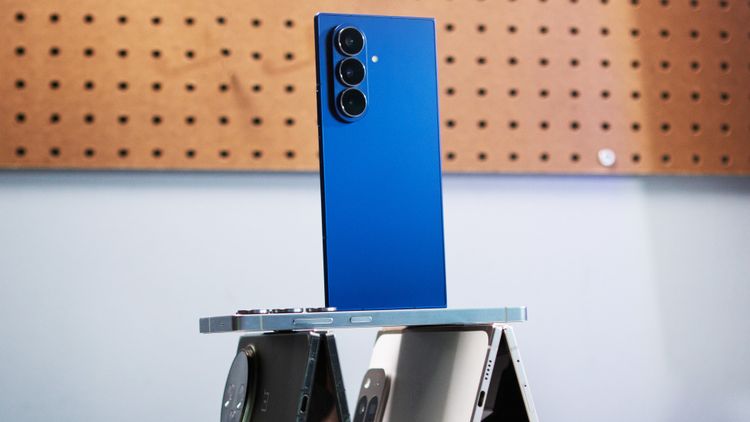 Samsung Galaxy Z Fold 7: Price, specs, new features, and everything you ...