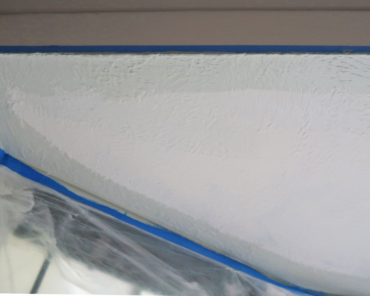 How to paint a textured ceiling in a day or less | Real Homes