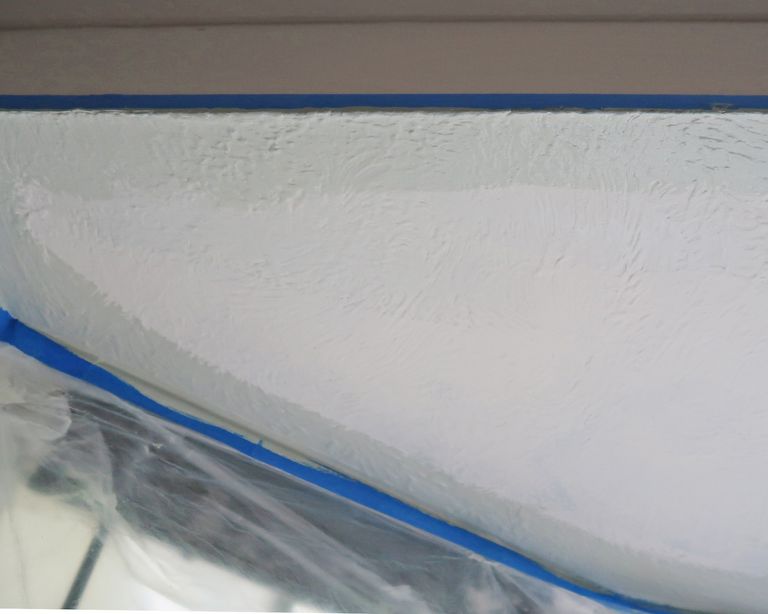 How to paint a textured ceiling in a day or less | Real Homes