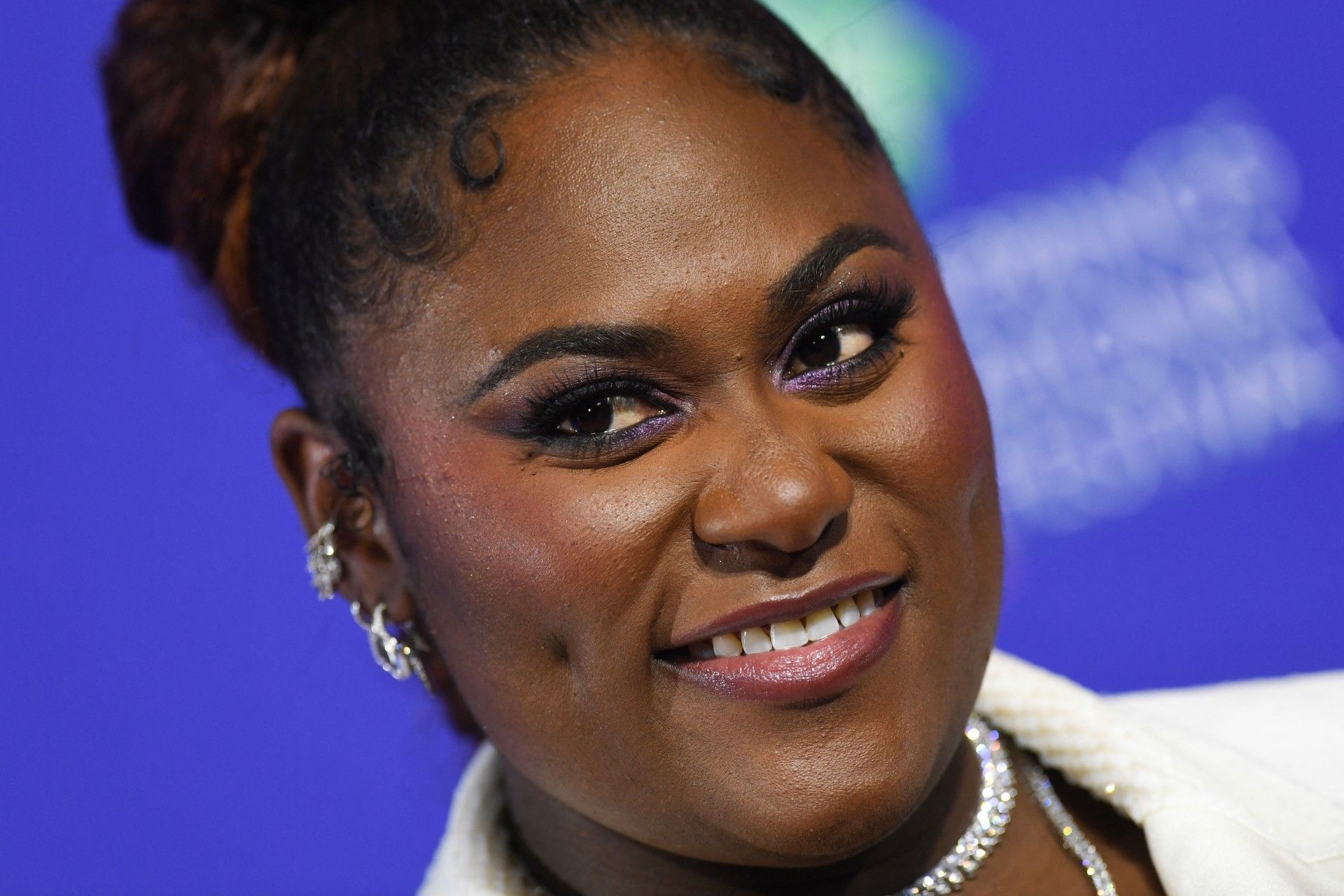 Danielle Brooks' Red Carpet Makeup Is An Ode to The Color Purple ...