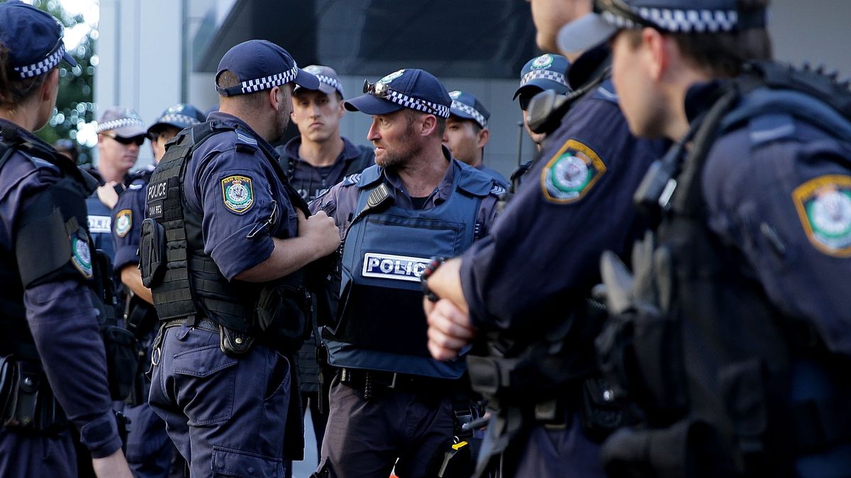 Operation Trojan Shield: 800 criminals arrested in global FBI messaging ...