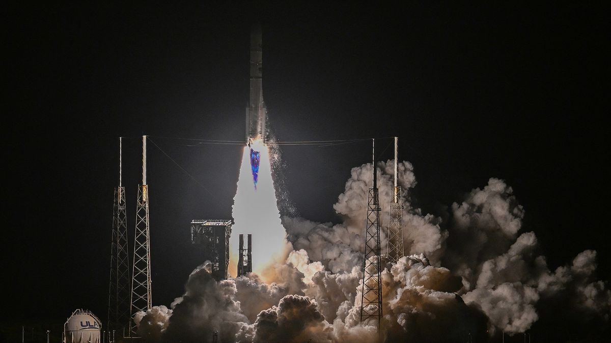 See 1st-ever Vulcan Centaur rocket blast off into space in stunning photos and videos | Live Science