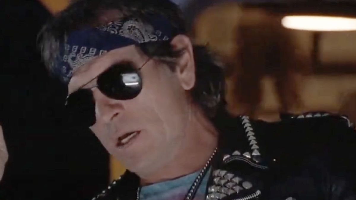 32 Action Movie Villains Who Are Completely Over The Top | Cinemablend