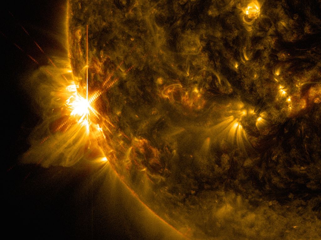 Sun Unleashes 2 Major Solar Flares Back to Back Video Space sun-unleashes-2-major-solar-flares-back-to-back-video-space