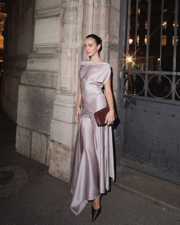 The 5 Best Wedding Guest Looks For An Evening Reception | Who What Wear