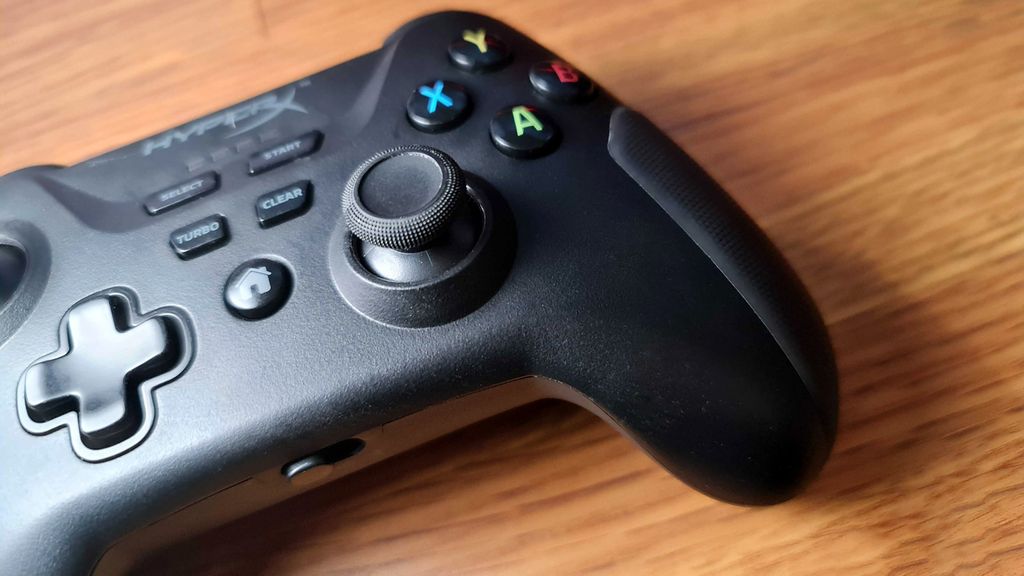 HyperX Clutch controller review | PC Gamer