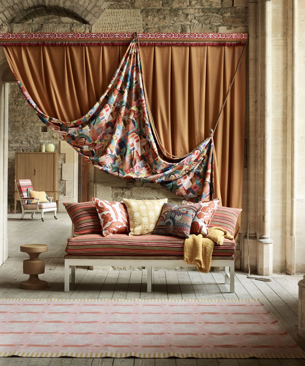 Broken plan living room ideas: 15 practical, sub-divided spaces | Homes ...