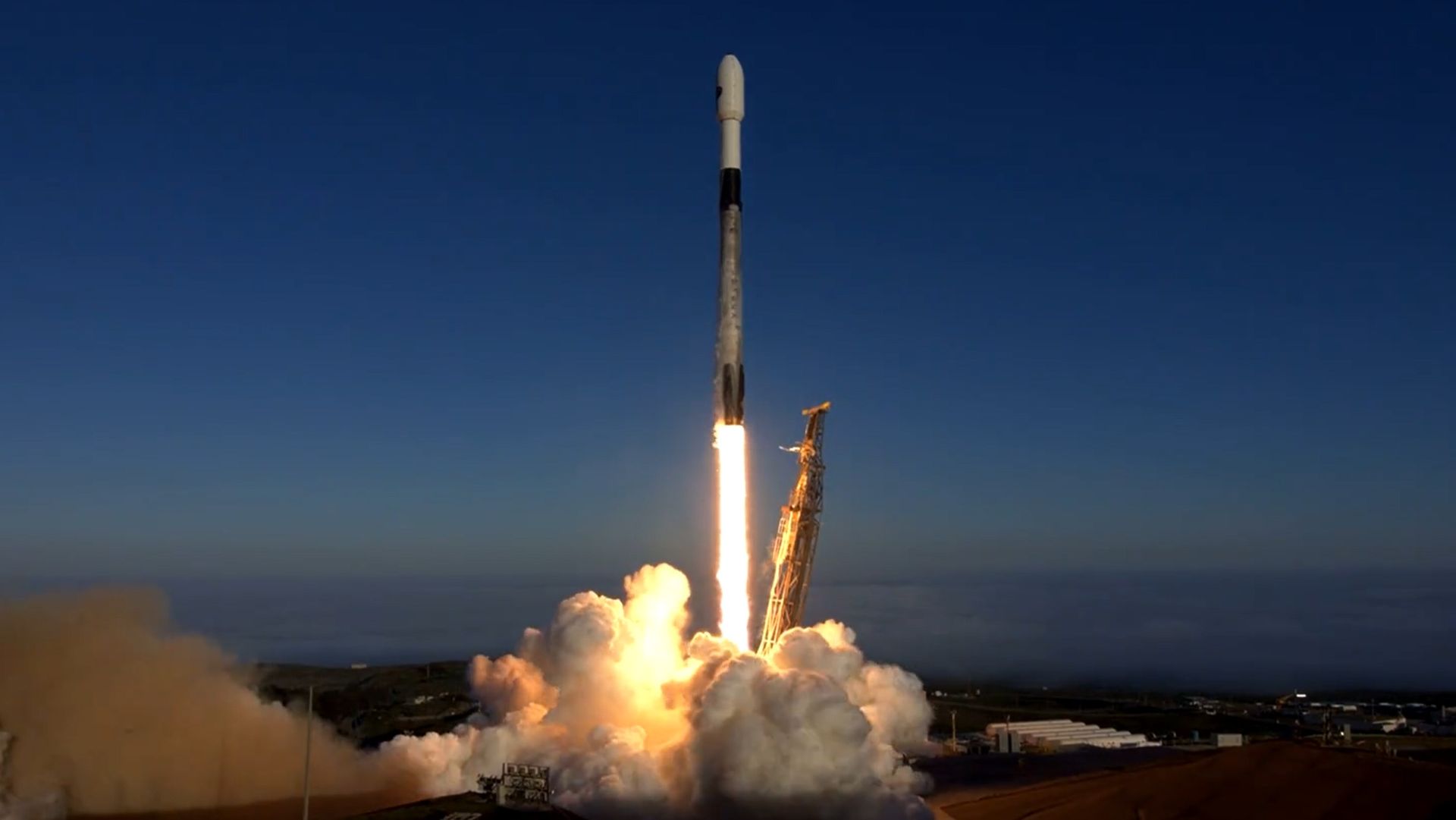 US Space Force awards SpaceX $730 million to launch at least 9 national ...