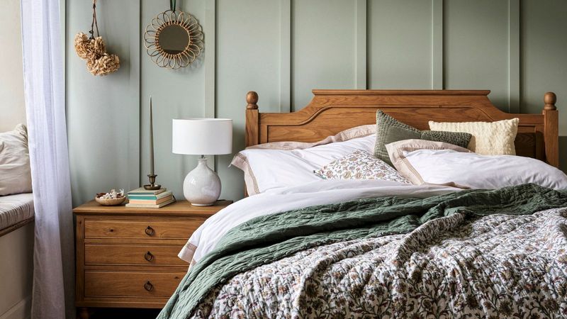 How to be a minimalist without throwing everything away | Homes and Gardens