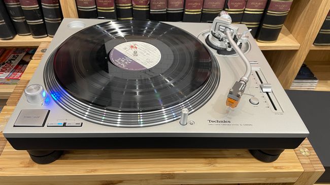 Technics SL-1200GR2 review: a turntable with terrific build quality ...