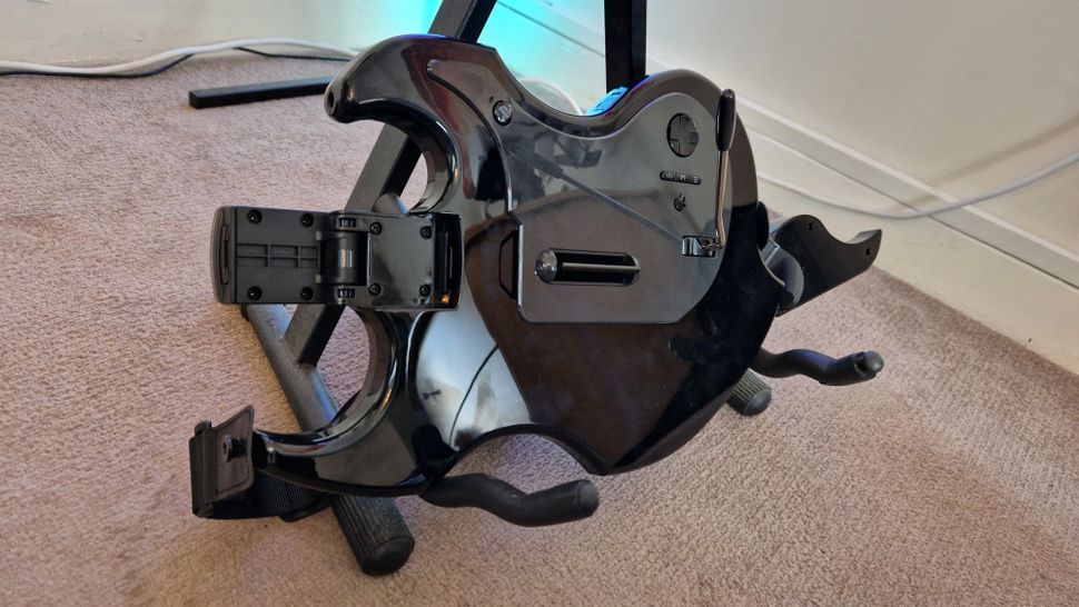 Preview: The new Riffmaster Guitar controller is great, but lacks a ...