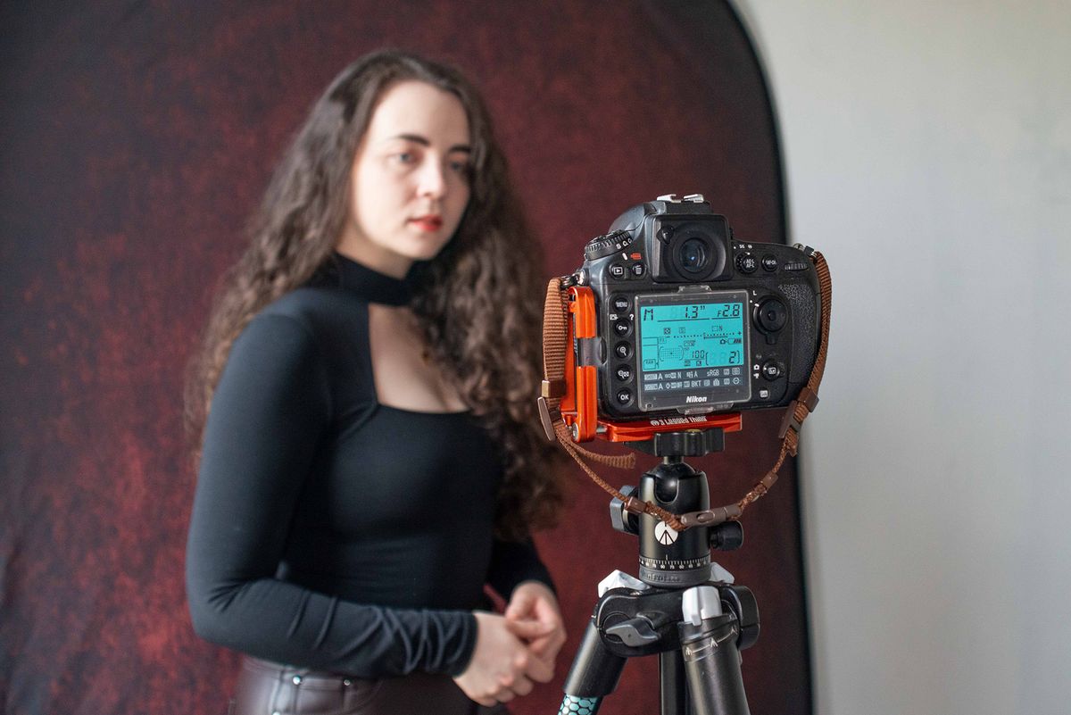 How to capture motion-blur portraits with multiple exposures and long ...