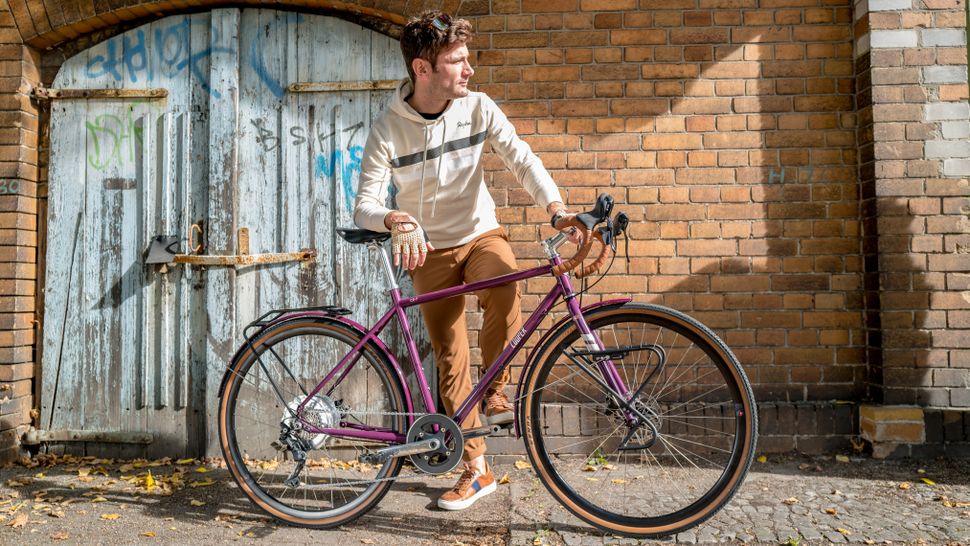 These cool new e-bikes use regenerative braking for a super-long range ...