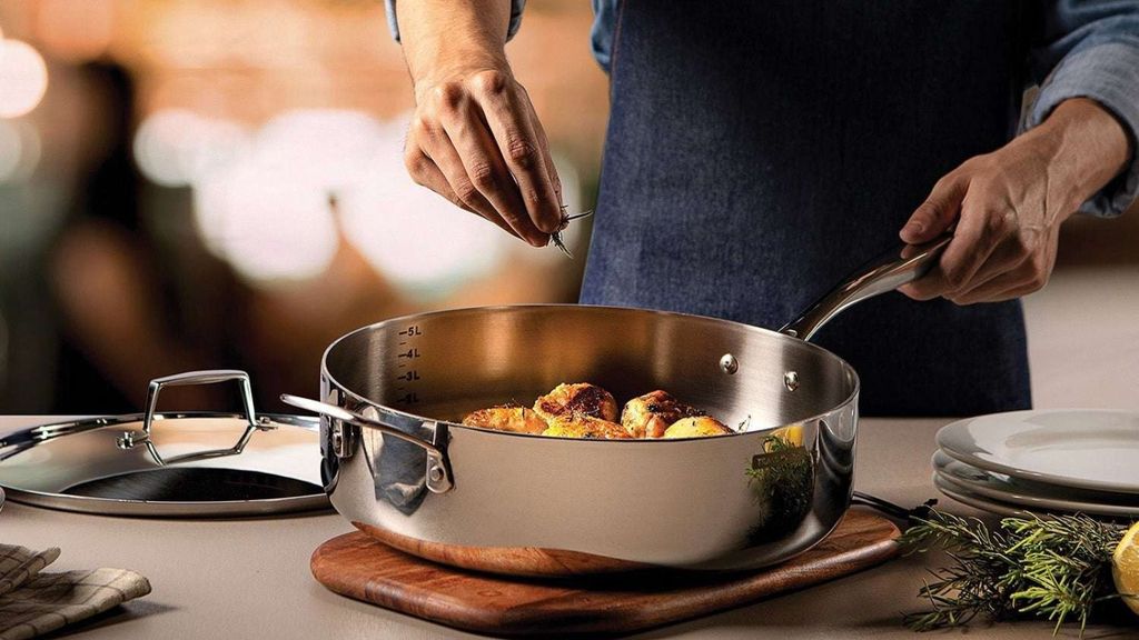 Best non-toxic cookware 2025, tested by a chef | Homes and Gardens