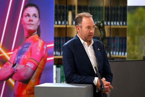 SD Worx manager Stam excluded from Tour de France Femmes for dangerous driving | Cyclingnews