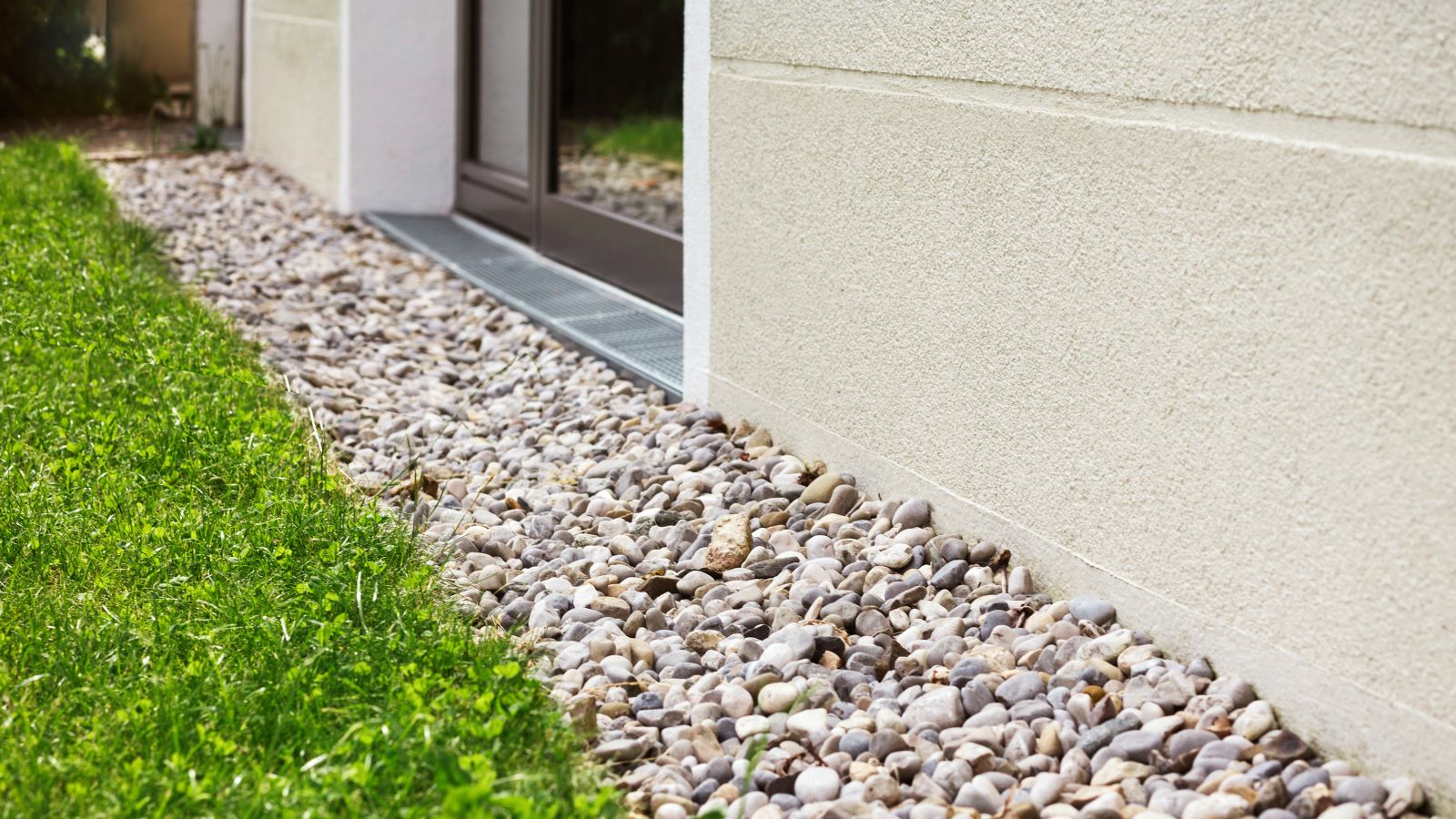 What is a French drain and do you need one? | Homebuilding