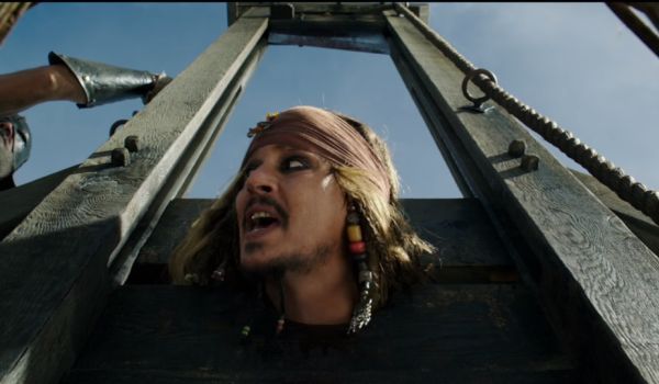The 5 Most Badass Moments In The Pirates of the Caribbean Franchise ...