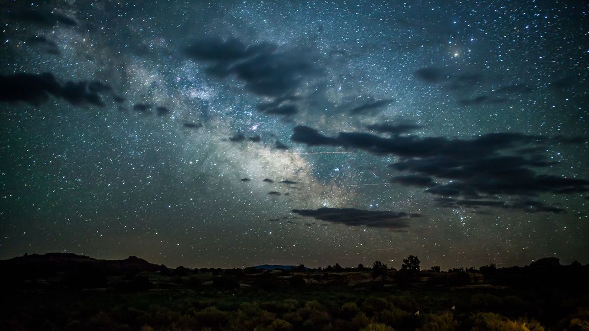 The ultimate guide to planning epic stargazing road trips in the US ...
